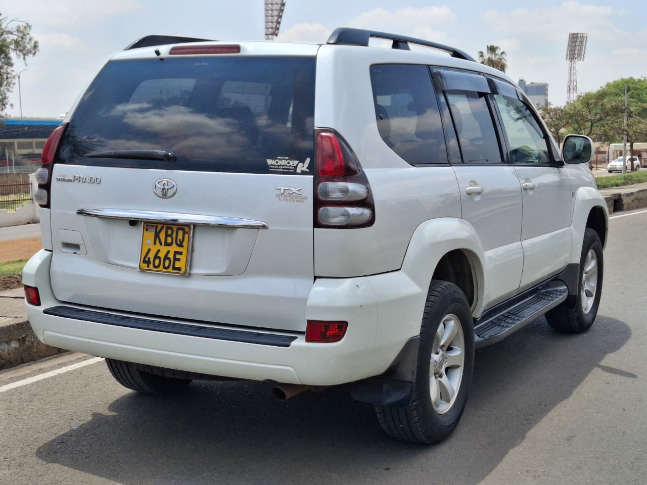 Toyota prado J 120 - Terava Motors